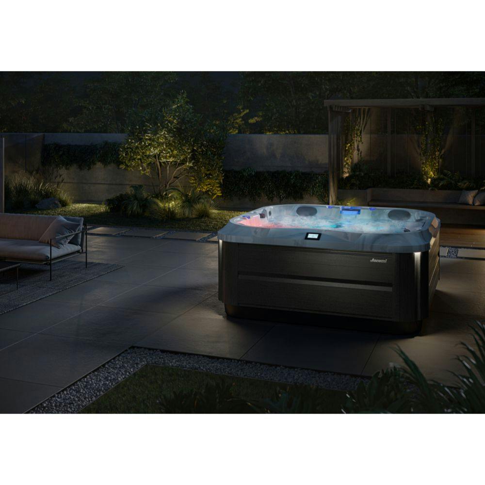 J-332™ | Jacuzzi® Outdoor Hot Tub with Double Lounge | Jacuzzi® EMEA